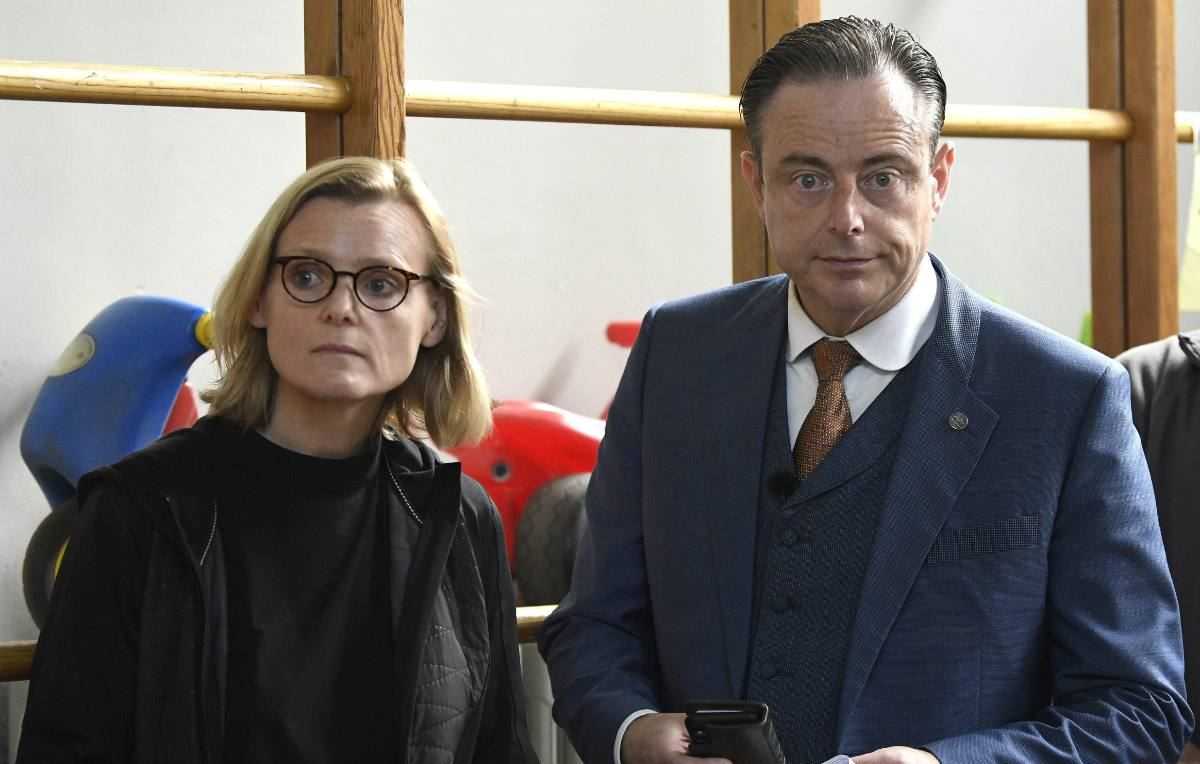 Veerle Hegge, echtgenote van Bart De Wever, zegt hoe het nu met haar gaat | Redactie24